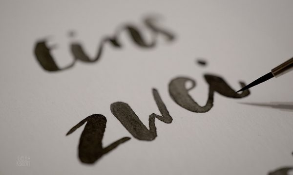 Freebie: Neue Handlettering Adventskalenderzahlen | Gelbkariert