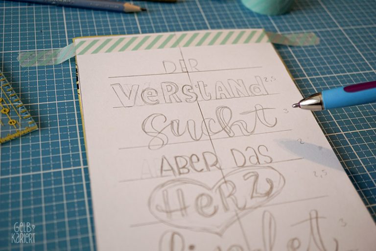 DIY: Notizheft mit Lettering | Gelbkariert