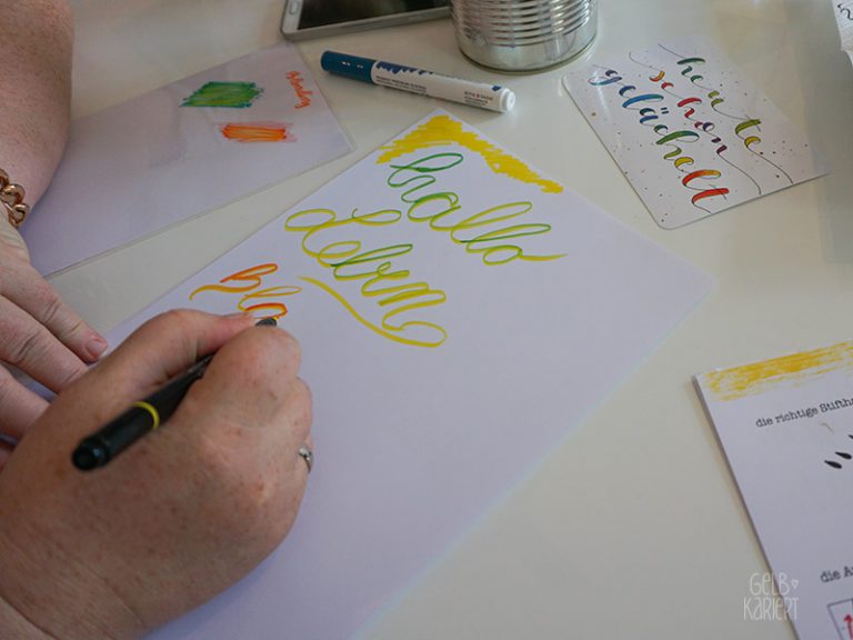Öfter mal was Neues ausprobieren – Handlettering-Workshop | Gelbkariert