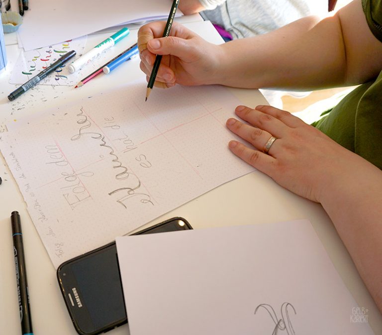 Öfter mal was Neues ausprobieren – Handlettering-Workshop | Gelbkariert